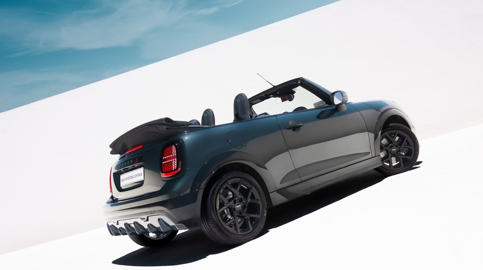 Mini Convertible JCW Pack launched in India - Overdrive
