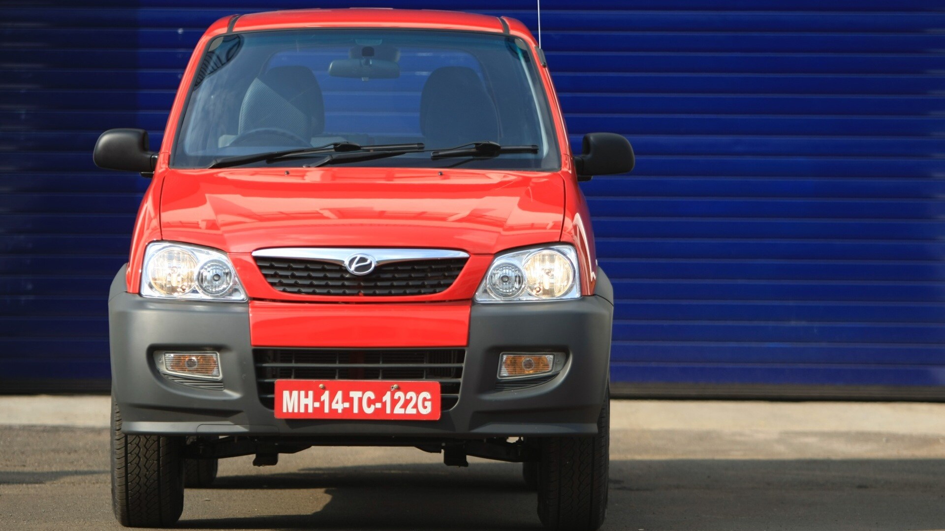 Premier-Rio-2012-Dx-Compare Car Photos - Overdrive