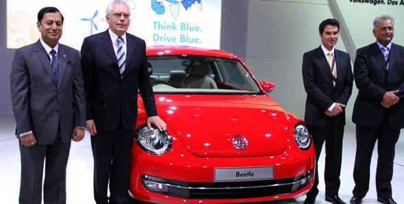 Auto Expo 2012 Force Motors showcases Traveller-26 and 4x4 Force One ...