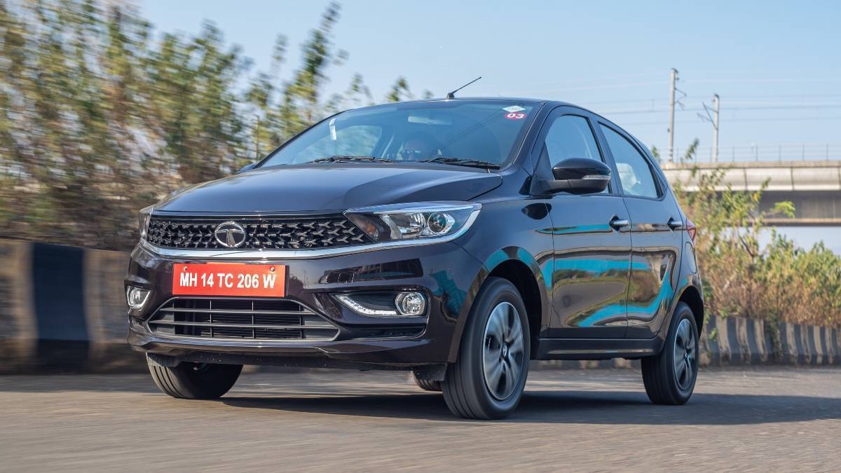2022 Tata Tiago iCNG road test review - Overdrive