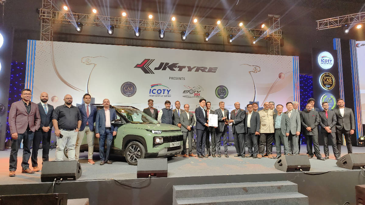 Hyundai Exter wins the Indian Car of the Year award at ICOTY 2024 ...