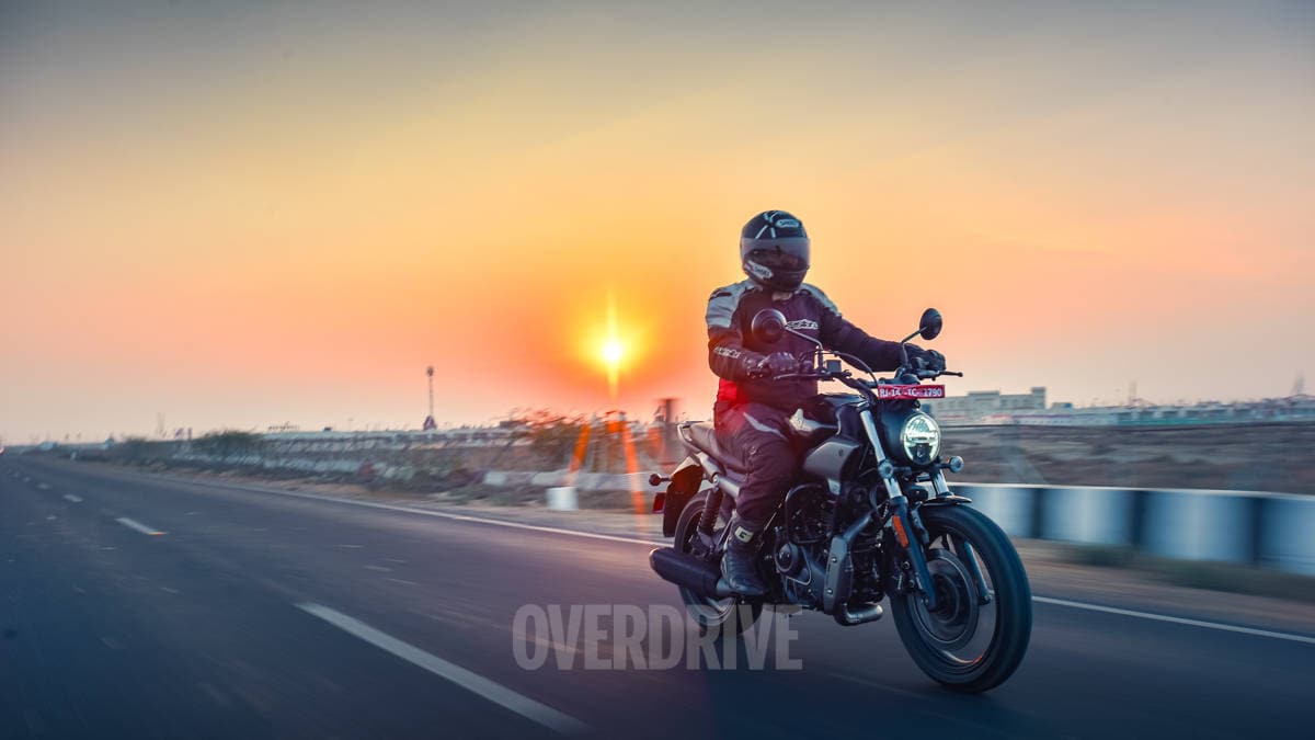 Hero Mavrick first ride review: An X440 minus the Harley badges ...