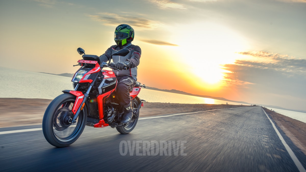 Matter Aera 5000+ first ride review - India's first geared electric motorcycle - Overdrive