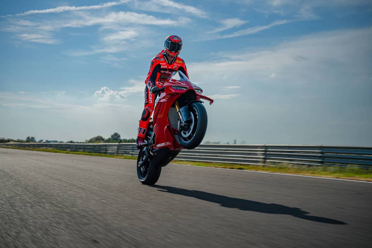 2026 Ducati Panigale V4 R breaks cover - Overdrive